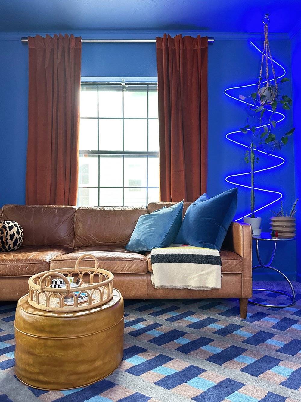 How to decorate using your favorite music and colors - Hello home, girl!